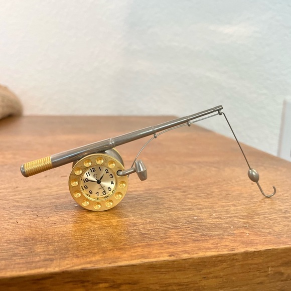 Accents | Vintage Quartz Desktop Mini Clock Deep Sea Fishing Rod And ...